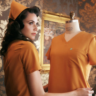 Garde-Malade ® | Scrubs Made in Canada | Uniformes Fabriqués au Québec