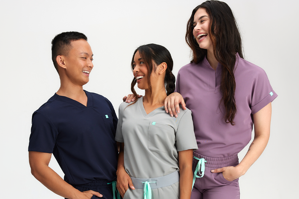 Medical Scrubs & Clothing for Professionnals | Garde-Malade